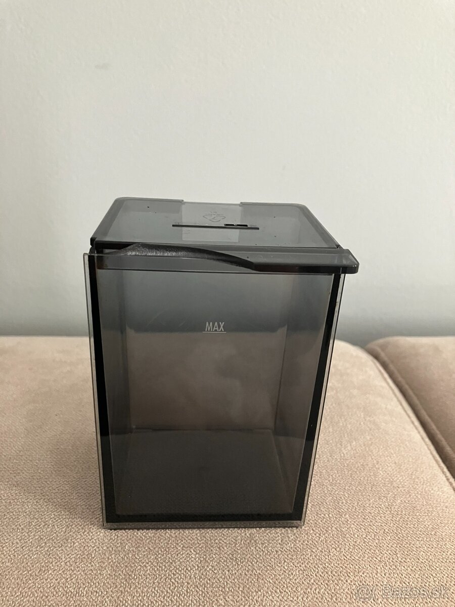 Mlynček na kávu Delonghi KG89 - Bratislava | Bazoš.sk