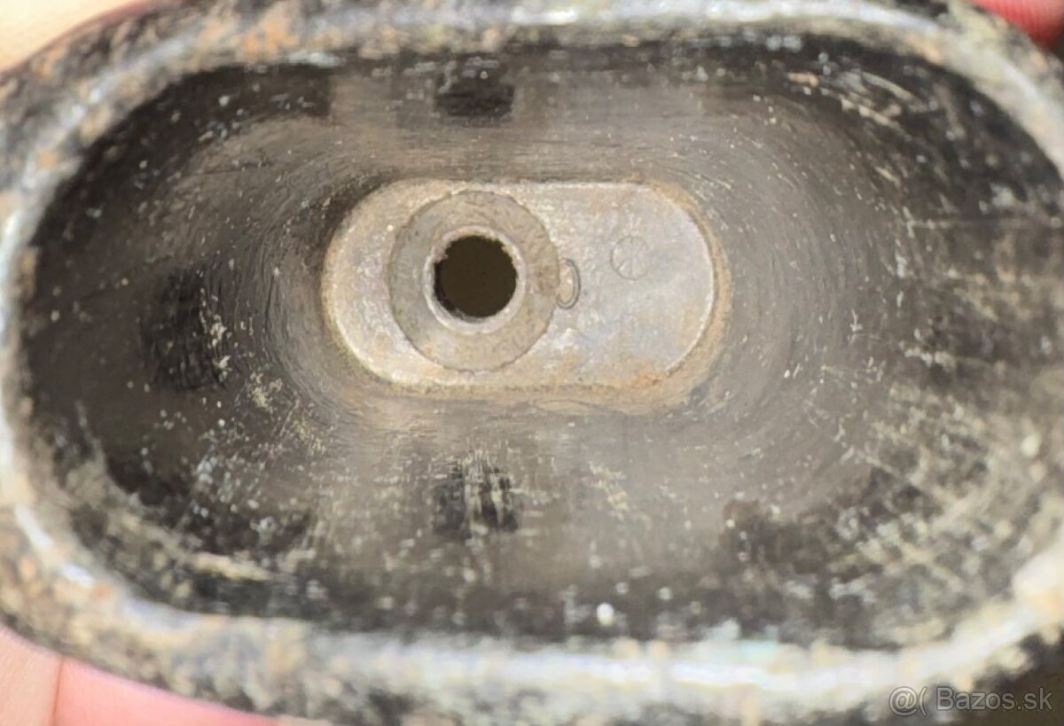 USGI Vietnam Colt A1 pistol grip - Banská Bystrica | Bazoš.sk