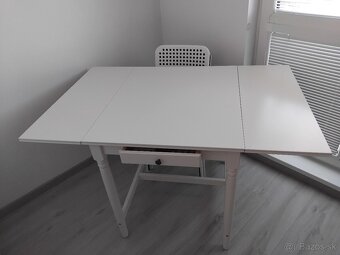 Rozkladací kuchynský stôl + 2 stoličky - Bratislava | Bazoš.sk