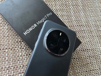Predám špičkový Honor Magic 7 Pro – 12 GB RAM / 512 GB, čier - Žilina ...