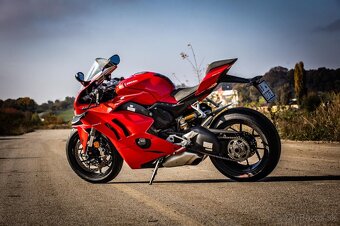 Ducati Panigale V4 / Odpočet DPH - Bratislava | Bazoš.sk