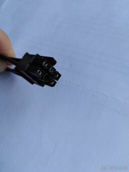 Káble VGA, 6 PIN power , SATA - Komárno | Bazoš.sk