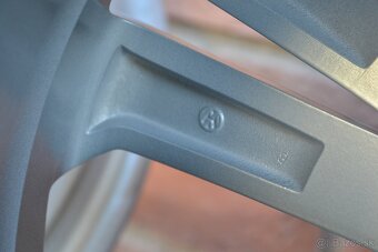 5x112 R19 Original VW Tiguan 2 Rline model Valencia Nove - Žilina ...