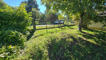 Pekný - veľký pozemok so starším domom - Podhájska 2608 m2 - Nové Zámky ...